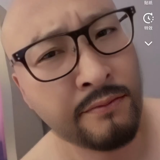 磨刀霍霍的芊儿爷 