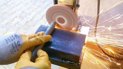 这样改造角磨机 成品令人眼前一亮 这动手腕轻松多了