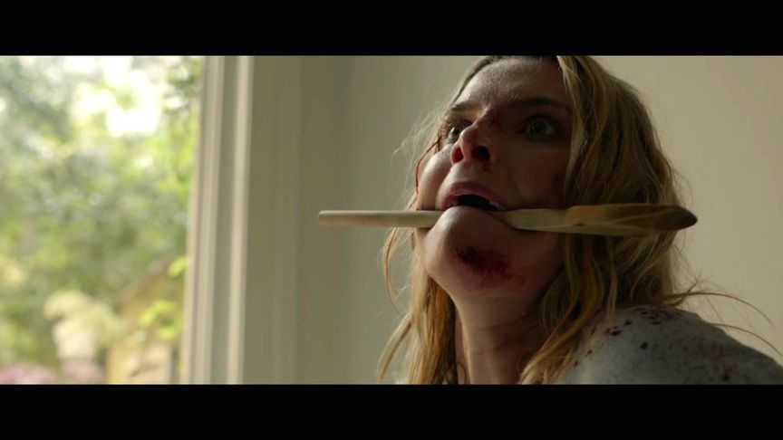 键盘侠反杀女白领,今年最爽的反套路电影