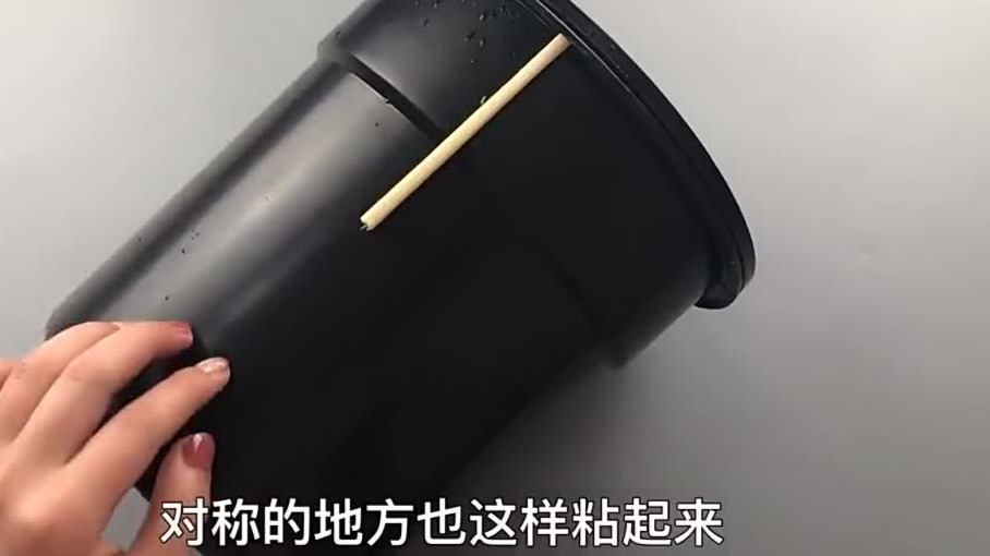 垃圾桶上放根筷子,真是太聪明了,我也是刚知道,早学会早利用