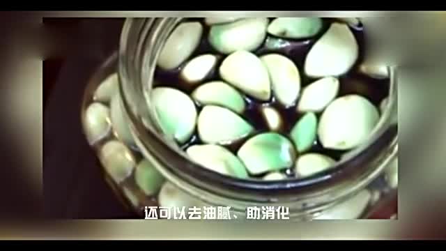 大蒜这样吃有神奇功效,让你八十岁仍强如壮年