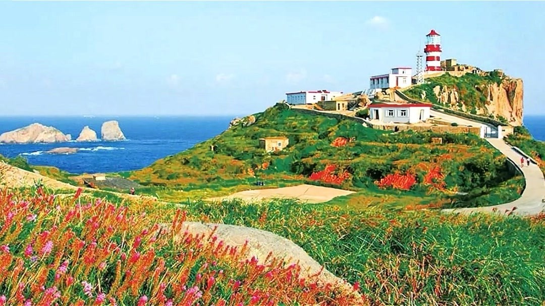 浙江这座绝美岛屿,有2座灯塔为行船照亮方向,不要门票就能上岛