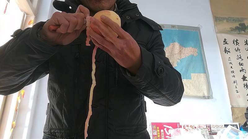 怎样削出薄薄的苹果皮