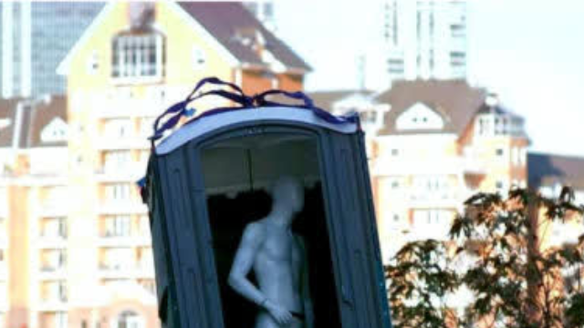 电梯坠落即将落地时,向上跳跃就能救命?动画演示全过程!