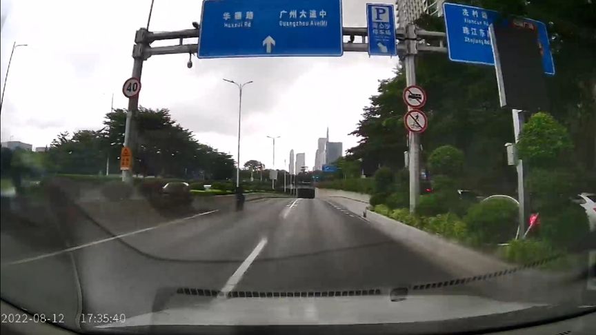 广州的电动自行车已经无法无天了