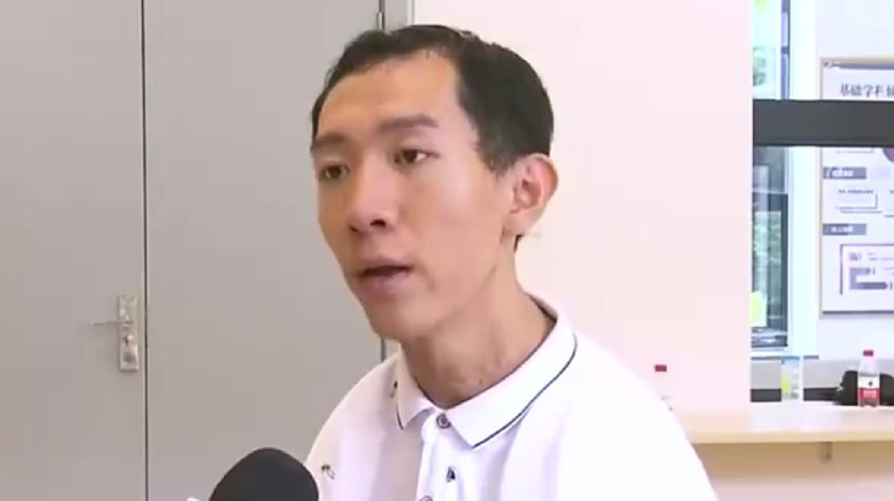 暖心!同济大学改造校舍迎接无臂新生