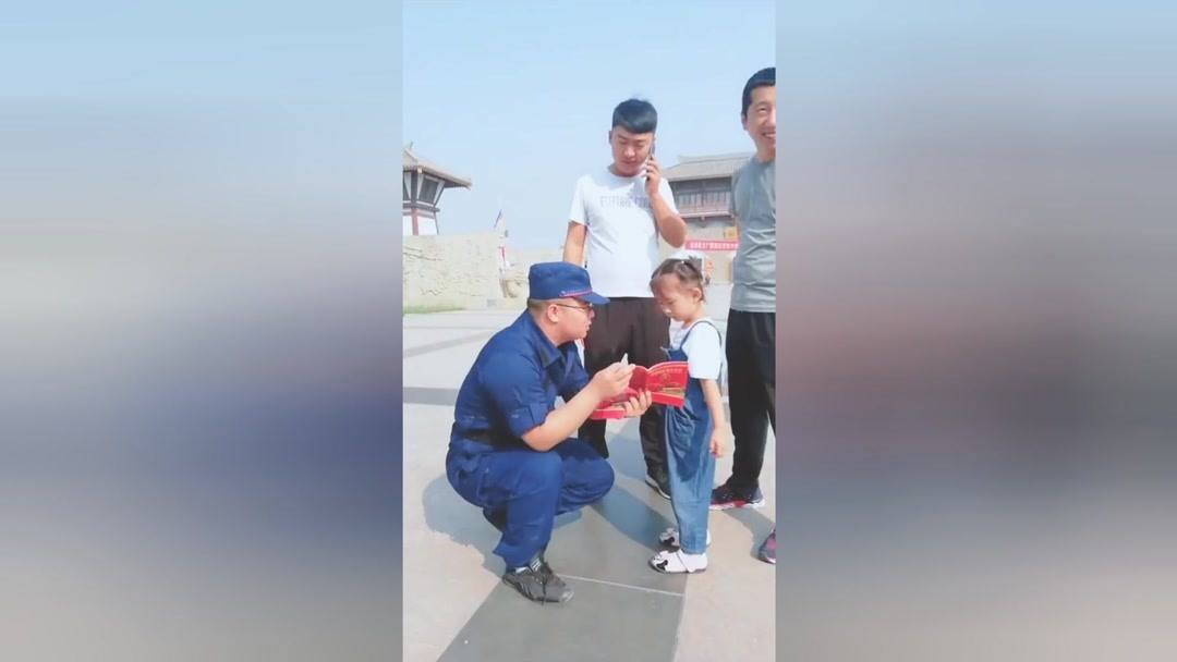 国庆七天乐,消防宣传不停歇,希望您在旅途中时刻关注消防,注意安全。