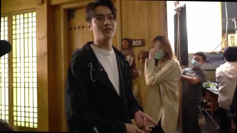 许凯程潇颜值门当户对!是什么让许凯 程潇 片场“互相陷害”?“互相...