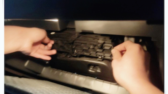 DIY更换途观L空调滤芯