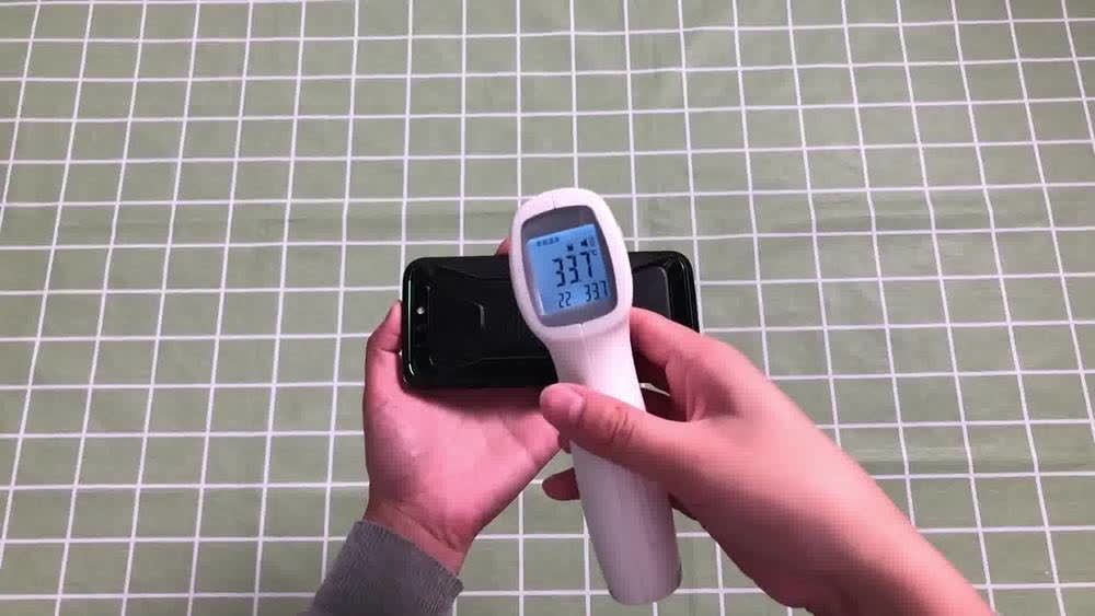黑鲨游戏手机散热到底怎么样?拿红外体温计测试后,意外发生了