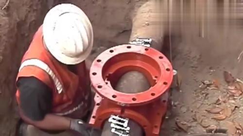 国外这个管线开三通的方法真是太神奇了,真是省工省料