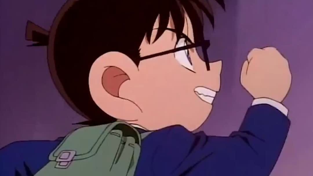 名侦探柯南:柯南你可真装,和杀手面前装,人家掏枪你傻不