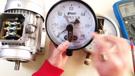 电接点压力表和远传压力表什么区别?一层窗户纸而已,一点就透