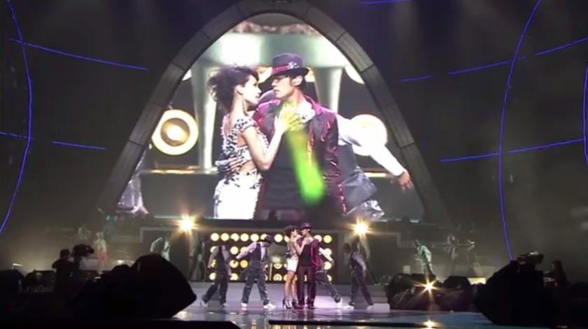 百看不厌的神级演唱会现场,蔡依林走向周杰伦,是我们一代的青春
