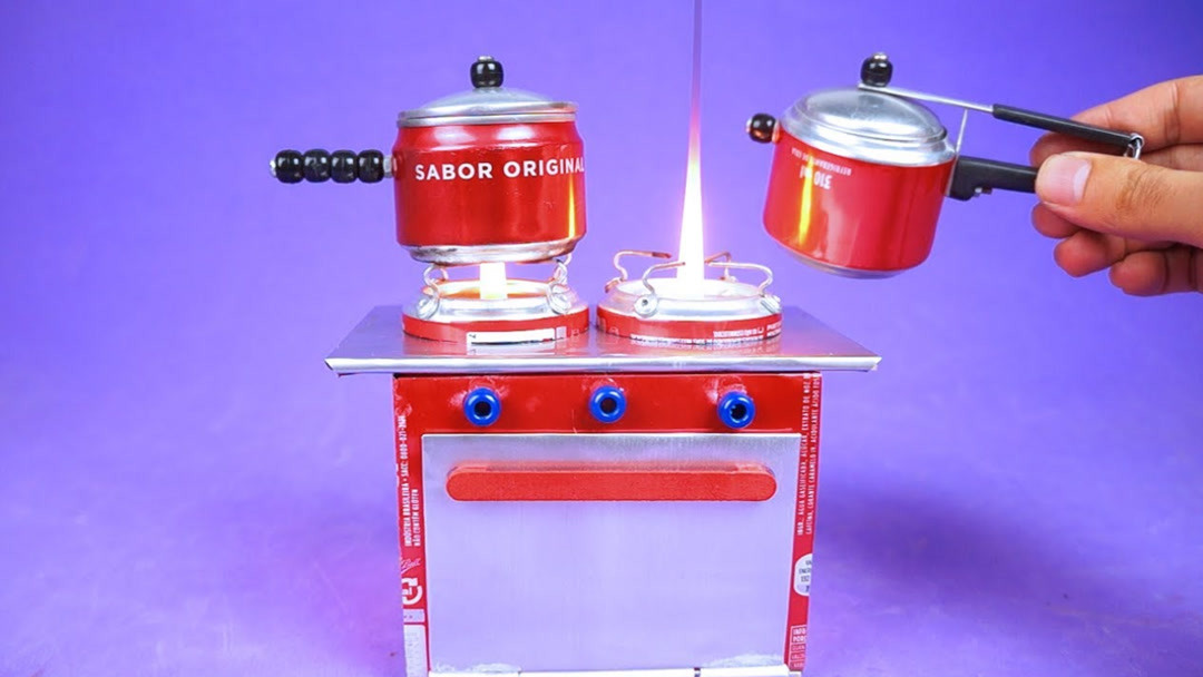 趣味实验达人,使用可乐罐制作迷宫厨具,迷你厨房用品