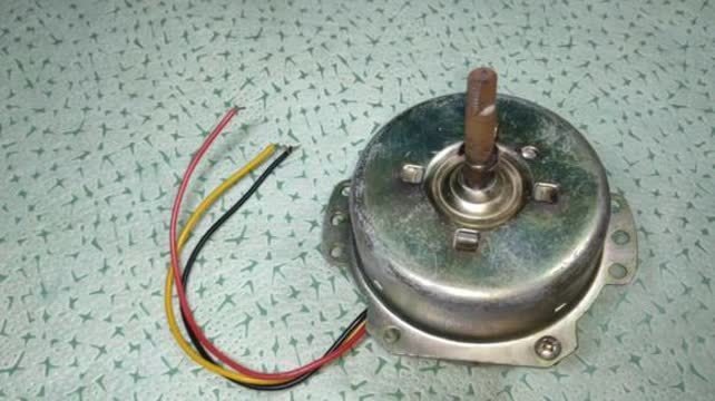 电工接220V电机,火线、零线、电容接在哪?0基础电工.