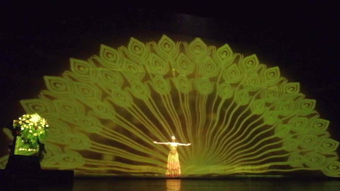 4D舞台跳舞效果震撼你的眼球