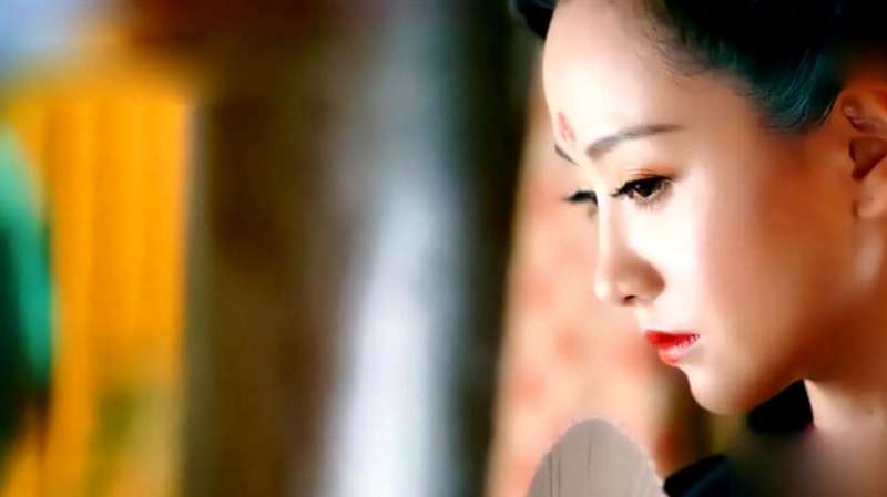 龚玥的一曲《彩云追月》天籁之音,唱的诗情画意,来感受一下吧