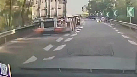 行车记录仪:听说只有老司机才能看得懂,你们知道这是什么意思吗