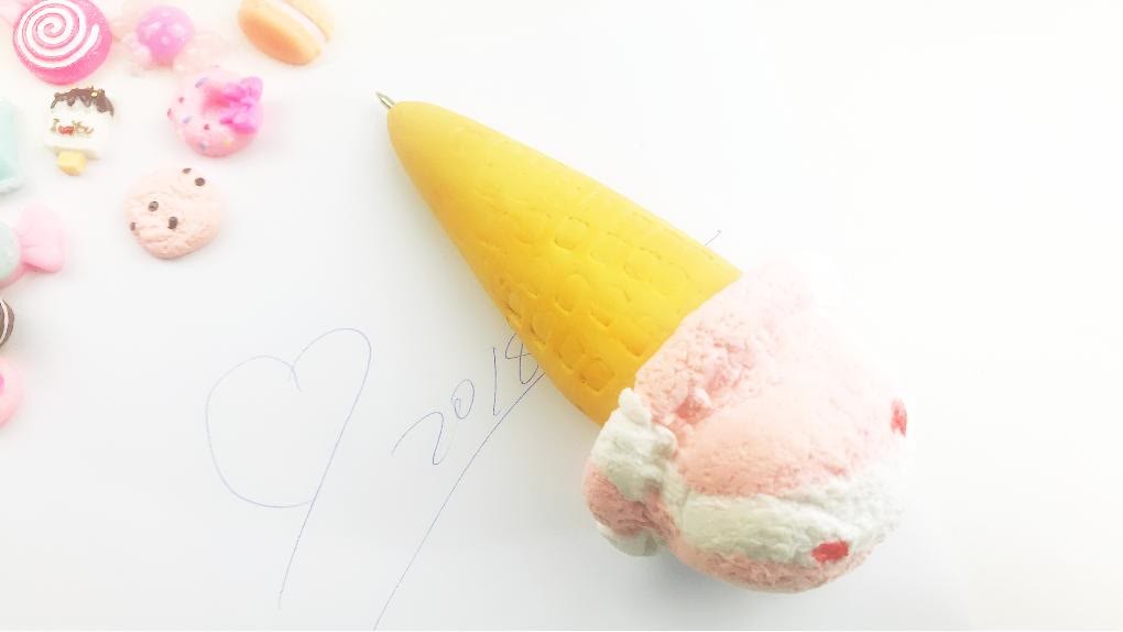 冰淇淋圆珠笔粘土制作,拿出这样一支笔写作业是什么样的体验?