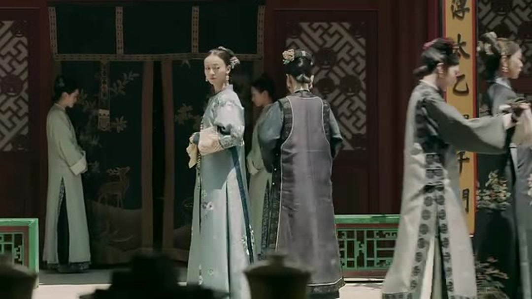 令贵妃,皇后娘娘是否抱恙在身