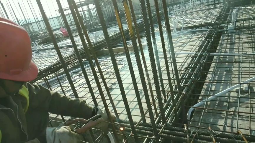 标准工程就是精碉细刻,一丝不苟百年大计质量第一。