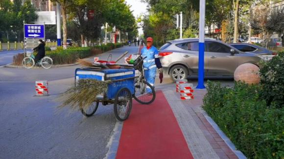 致敬街头平凡的劳动者