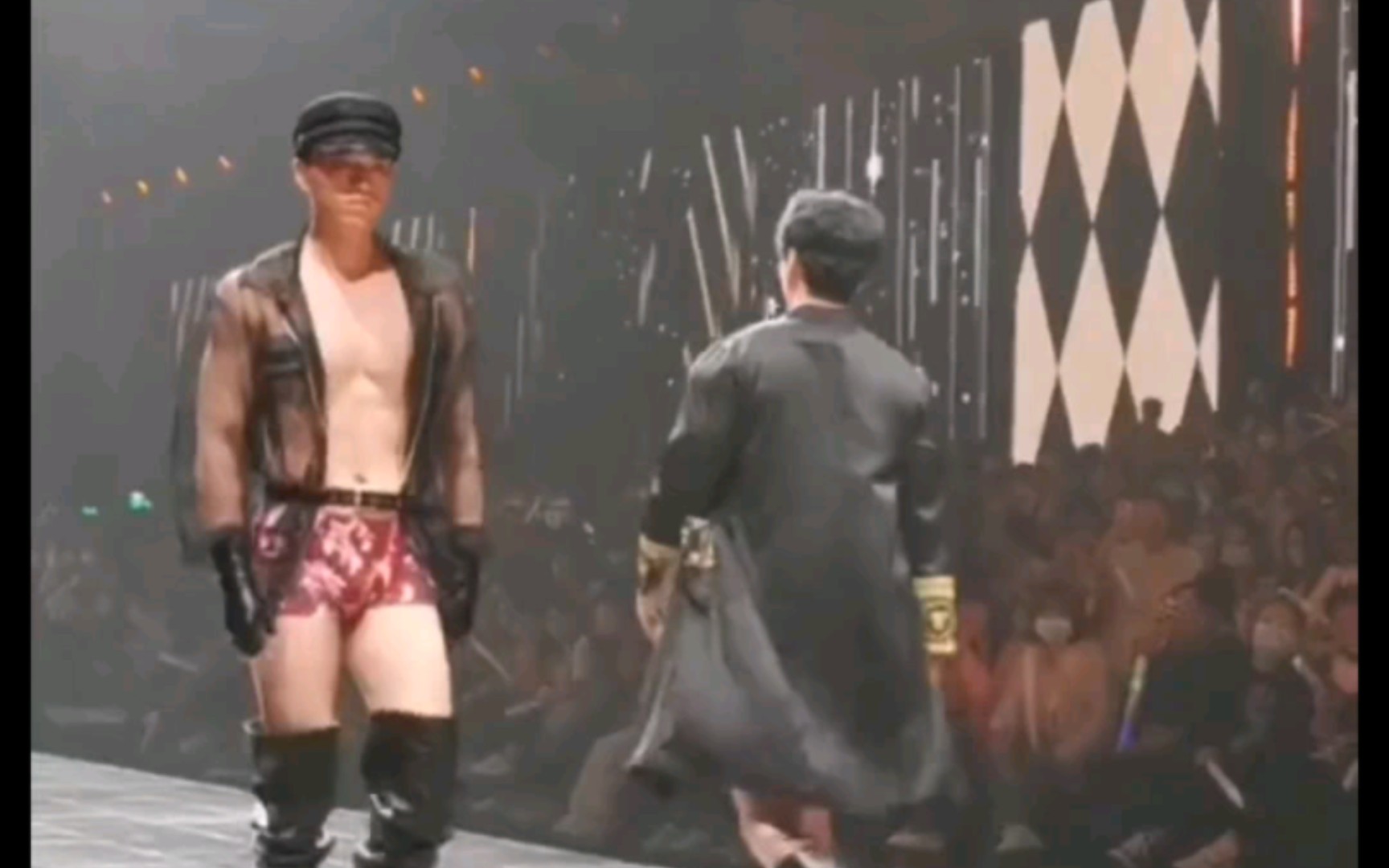 【不看挑战ߙ�】原来这就是男模走秀呀