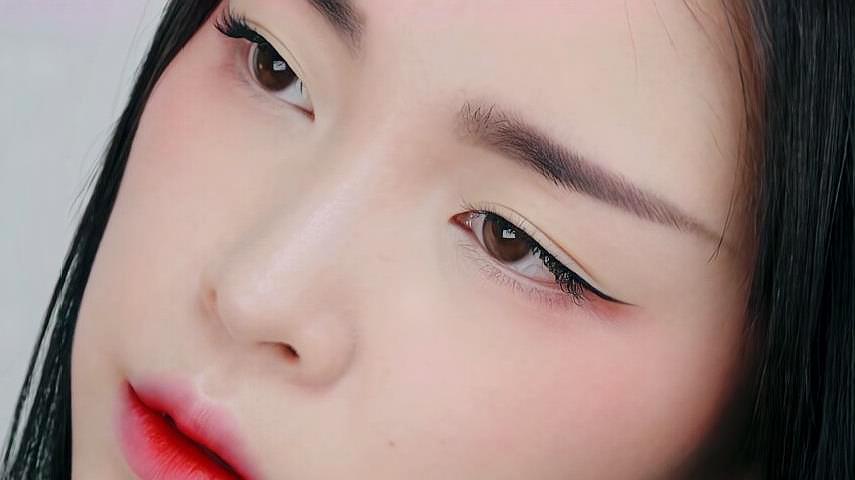 超仙的古妆画法,配上一身汉服,简直就是小仙女本仙了