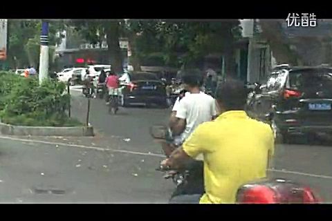 涉及摩托车交通事故安全警示教育片