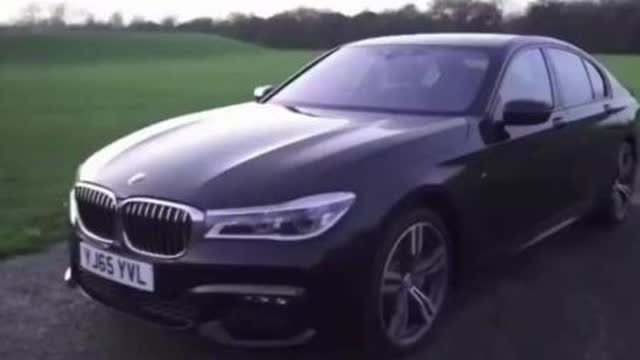 汽车遥控钥匙没电了怎么办?老司机教你秒开车门