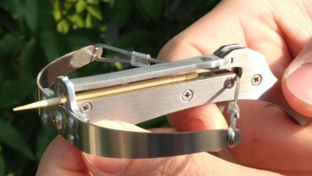 “牙签弩”在小学生圈风靡,威力惊人 千万别让孩子玩!