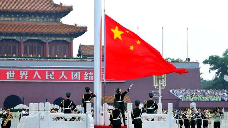 天安门国旗为何只升到28.3米,而不是到顶端?国人应了解的常识