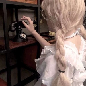 AKA_粉吖粉鸭少女心 