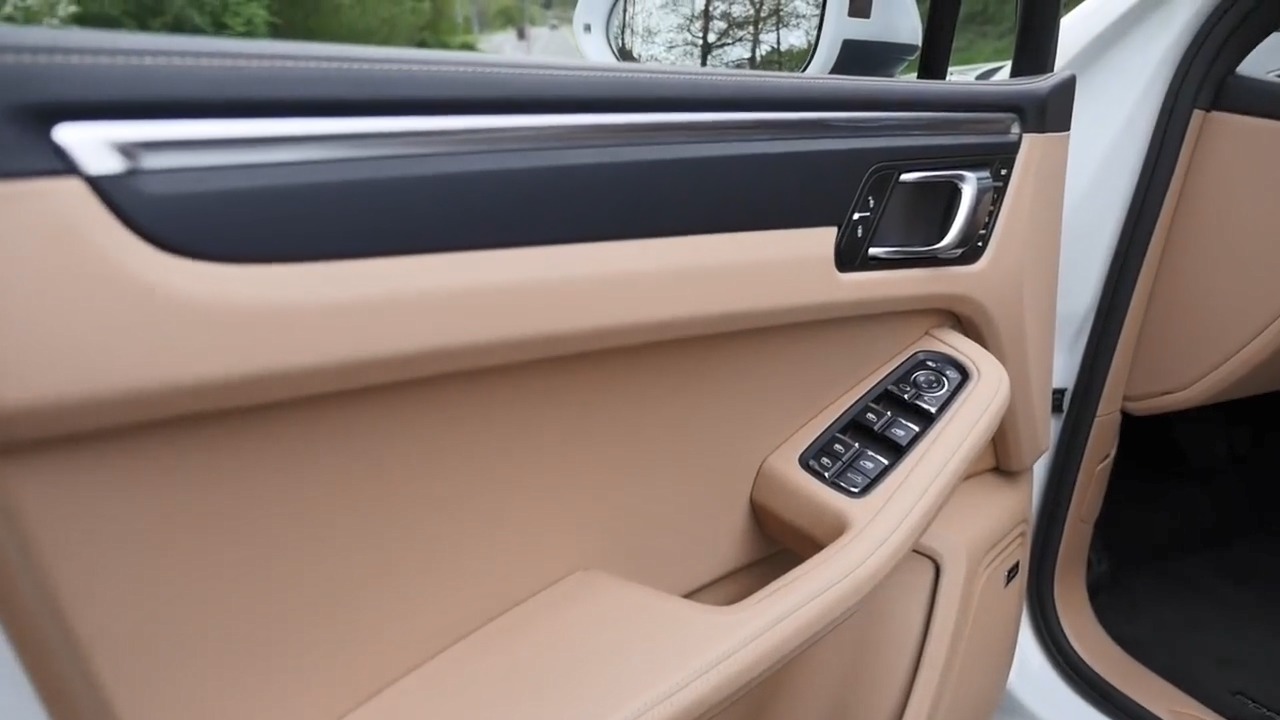 豪华大气的保时捷 Macan车门细节设计展示!