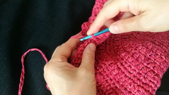用5.0的钩针,线太粗,不好钩,试试这种钩织方法,轻松不伤手!