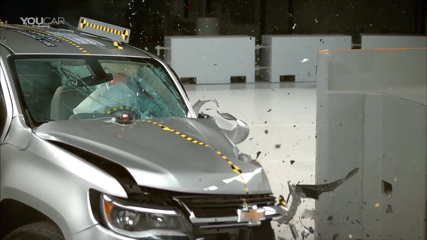 皮卡碰撞测试2017