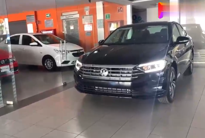 终于见到实车了!2020款大众捷达到店,空间大颜值高,适合家用!