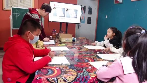 #抖音热门 #爱画画的孩子 #认真的样子真可爱 画画的周末