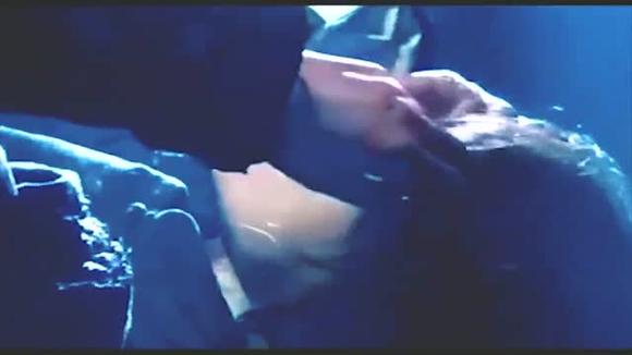 此人是谁电刑7小时惨不忍睹,监狱所有人都为他下跪