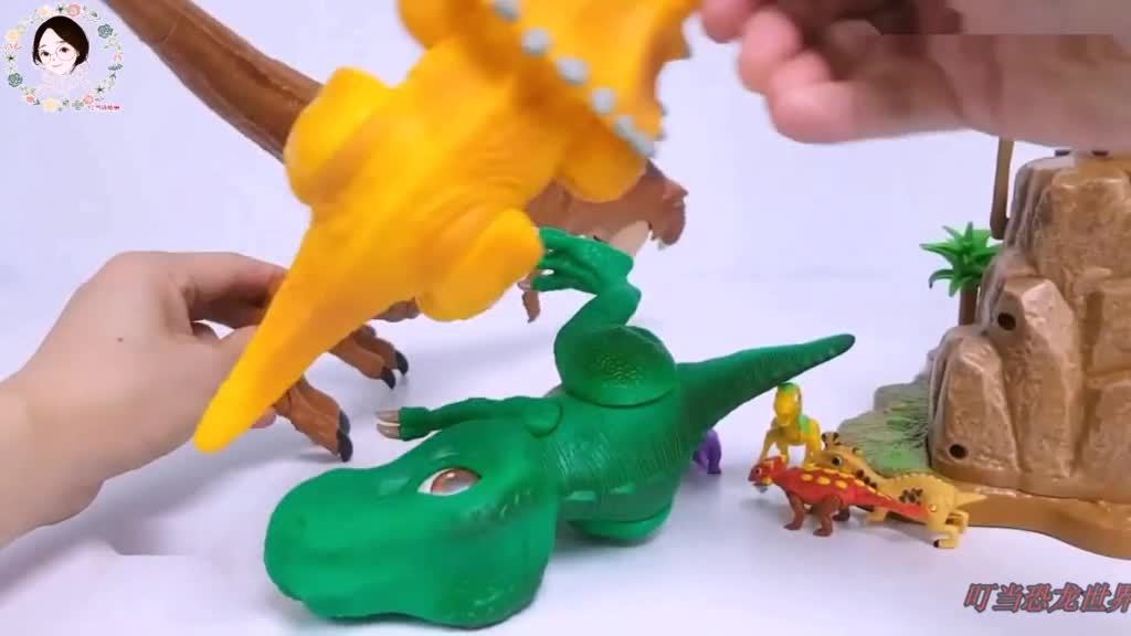 超级无敌霸王龙欺负恐龙宝宝
