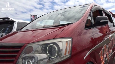TOYOTA20ALPH,丰田的红色厢式货车!