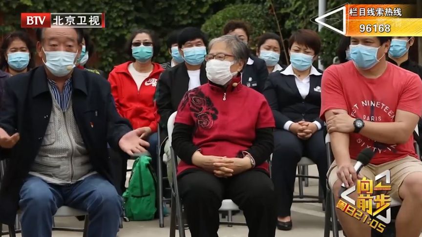 厨余垃圾回收真恼人,小桶都被人偷走,大爷:这让我咋整?