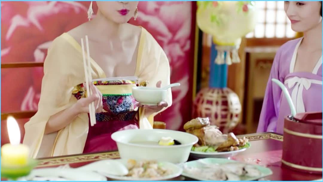 宫廷喜剧:娘娘的肚子大了饭量也大,竟让宫女替她保密,隐瞒怀孕