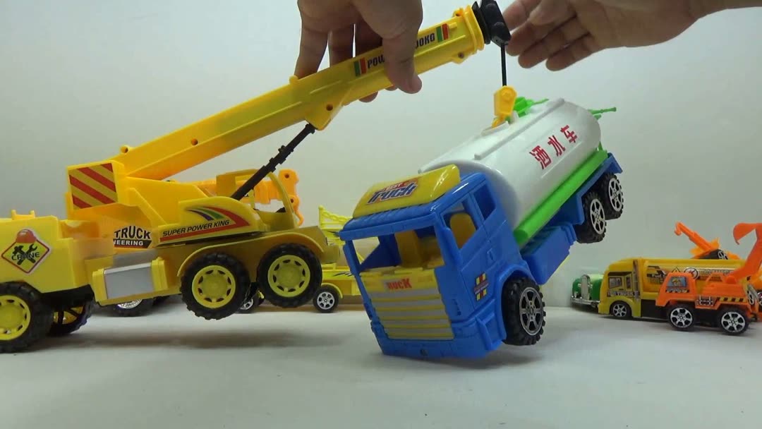 儿童玩具车,卡车汽车洒水车玩具