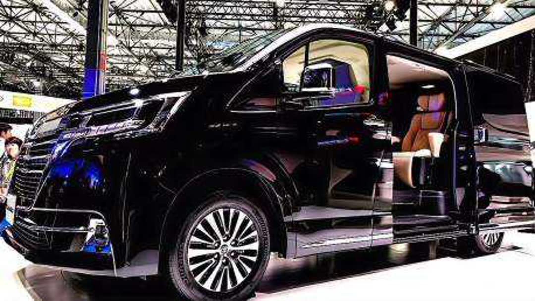 买别克GL8不如买它!丰田新MPV配6个航空座椅,仅35万,又要卖疯