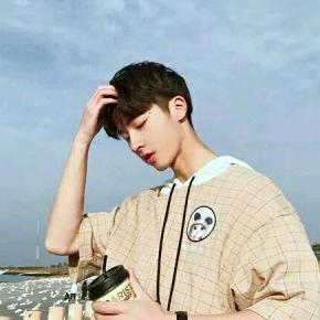 不凡的开朗西柚 