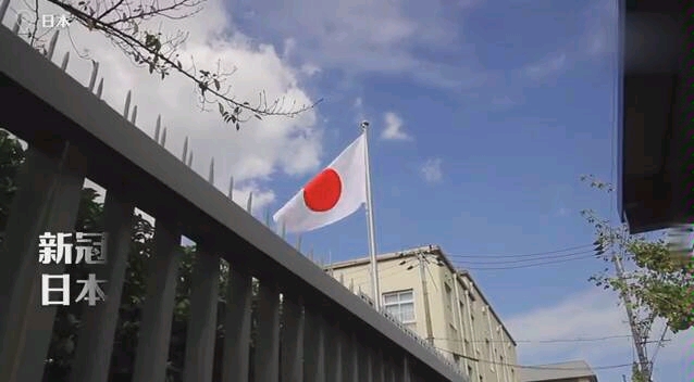 日本民众超市疯抢口罩如丧尸,网友:这才是日本人的真面目