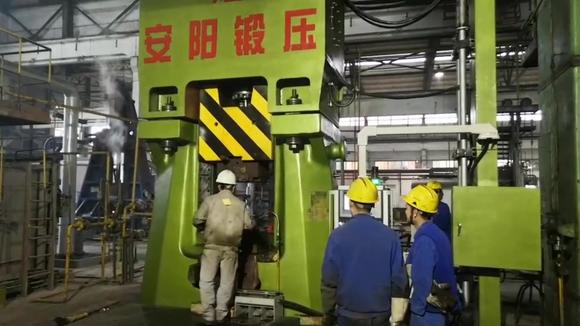 程控锤半回程快速打击预锻制坯数控全液压锻造设备安阳模锻锤