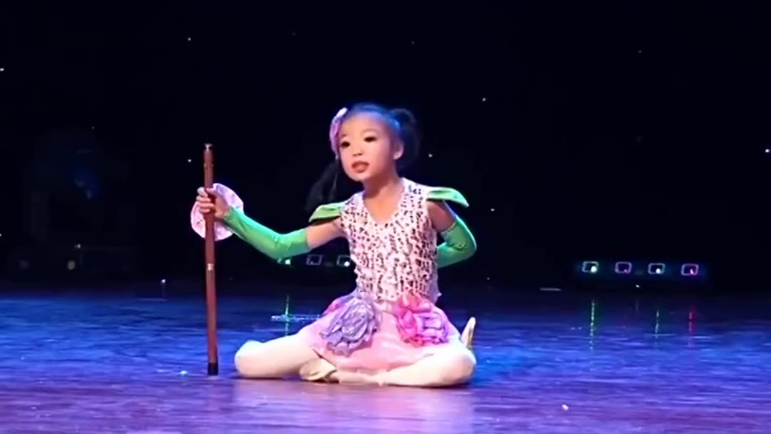 《儿童单人舞蹈视频大全》